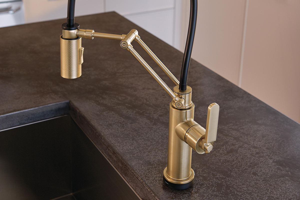 The Articulating Kitchen Faucet : Brizo